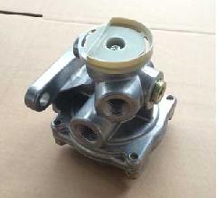 China ME707439 BRAKE RELAY VALVE DURABLE AIR CONTROL COMPONENT FOR MITSUBISHI FUSO for sale
