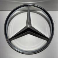China A9418170116 PREMIUM METALLIC BLACK EMBLEM LOGO COMPATIBLE WITH BENZ TRUCKS for sale