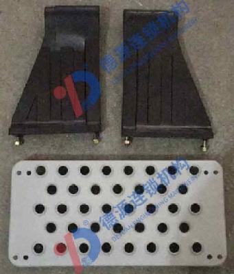 China A3756600628 HEAVY-DUTY BLACK RUBBER STEP PEDAL FOR BENZ TRUCKS parts for sale