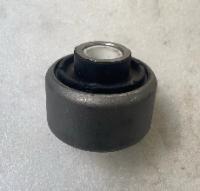 China A0009980642 PRECISION TORQUE ROD DROP ARM HOLDER SLEEVE REPLACEMENT FOR BENZ for sale