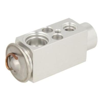 China A0038307384 HIGH-PRECISION AC EXPANSION VALVE COMPONENT FOR BENZ TRUCKS for sale