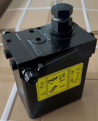 China A9605530001 HEAVY-DUTY CAB LIFT PUMP RELIABLE REPLACEMENT FOR BENZ TRUCKS for sale