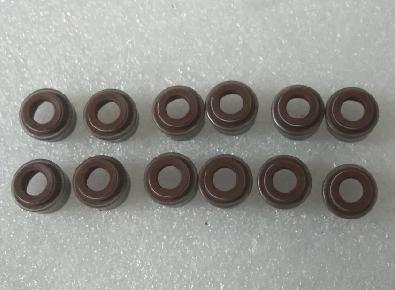 China 21990221 PRECISION-ENGINEERED VALVE GUIDE OIL SEAL REPLACEMENT FOR VOLO TRUCKS for sale