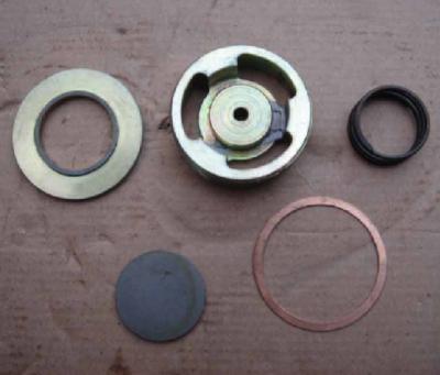 China 14570-99129 / 14569-99327 COMPLETE AIR PUMP VALVE REPAIR KIT FOR NISSAN TRUCKS for sale