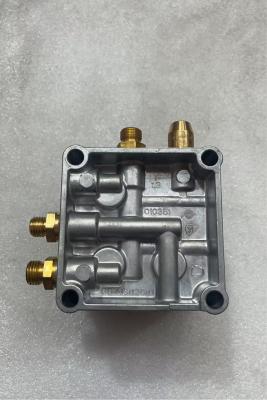 China 1744086 1856312 2021087 EUROPEAN AUTO PARTS SUPPLIER DC9 DC12 DT12 TRUCK EGR VALVE BLOCK for sale