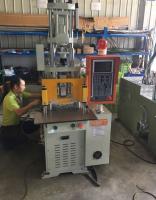 China VERTICAL 15 ton vertical hydraulic plastic injection molding machine for usb for sale