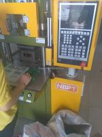 China Vertical 45T Bakelite BMC Injection Molding Machine with Three Stroke Control for sale