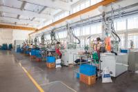 China VERTICAL Vertical Injection Molding Machine Injection Making Machinery For Plugs for sale