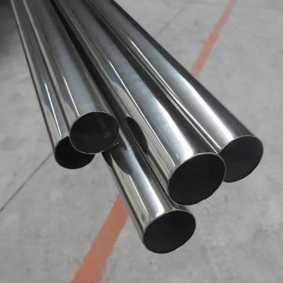 China ASTM 304 0.6mm Stainless Steel Round Pipe Shape Polished Surface for sale
