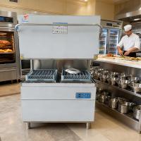 China Hygienic Cleaning Commercial Glassware Dishwasher With Dryer Low Temp Water Recycling for sale