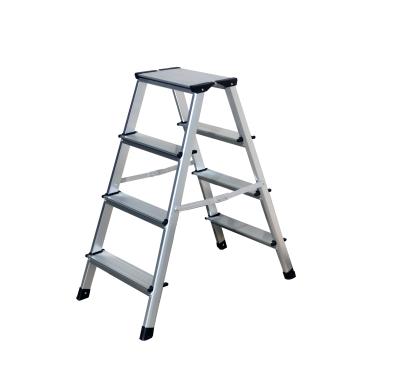 China Silver Multipurpose Aluminium Foldable Ladder 2x4 Steps For Painting for sale