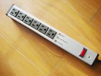 China 12-Inch Metal Surge Protector Power Strip with 6 Outlets, 15A 1800W Capacity, UL Certified for sale