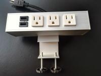China Desk Mounted Power Socket with 3 Outlets & 2 USB Ports - 125V 15A Aluminum Alloy Tabletop Power Bar for sale