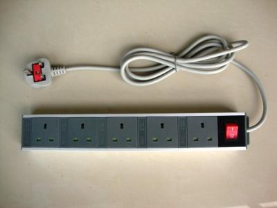 China 5 Outlet European Power Strip with Extension Cord 250V 13A 2400W - Flat Plug Industrial PDU for sale