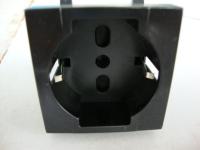 China German Standard Plastic Wall Receptacle Power Socket 16A 250V with Child Protection IP44 Rated 50×50mm for sale
