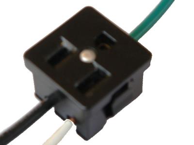 China UL Certified USA Electrical Outlet Receptacle 125V 15A with 27×27mm Dimensions for Office and Home Use for sale