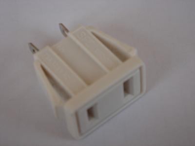 China USA Electrical Power Plug Socket Adapter Wall Receptacle Outlet 125VAC 15A UL C-UL Certified 27x27mm for sale