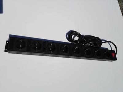 China German 8-Outlet Power Strip with 3250W Capacity and 16A Rating - Aluminum Housing with Schuko Plug for sale