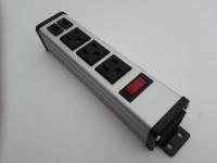China Waterproof 3 Outlet Power Strip with Dual USB Charger 5V 2.1A & 10A Max Current IEC Input for sale