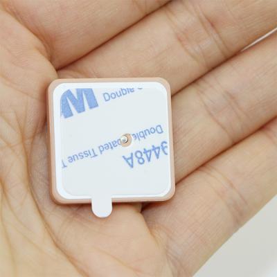 China 1575.42MHz GPS Glonass Ceramic Dielectric Passive Patch Antenna 25x25mm 15x15mm for sale