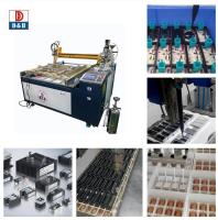 China Streamline Pallet Packaging with Automatic Glue Sealing Robot for sale