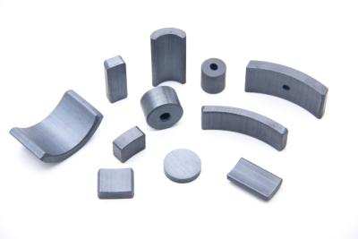 China Small Floor Fan Starting Motors Featuring Permanent Magnet Ferrite for Performance for sale