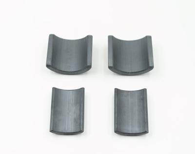 China Temperature Fired Permanent Ferrite Magnets with Container Capacity 432pcs and Tile Structure for sale