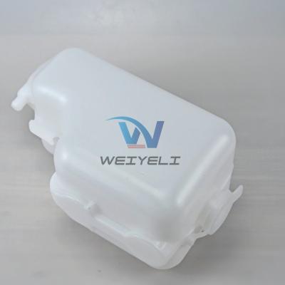 China Kato Universal Construction Machinery Wiper Kettle Windshield Wiper Spray Bottle for sale