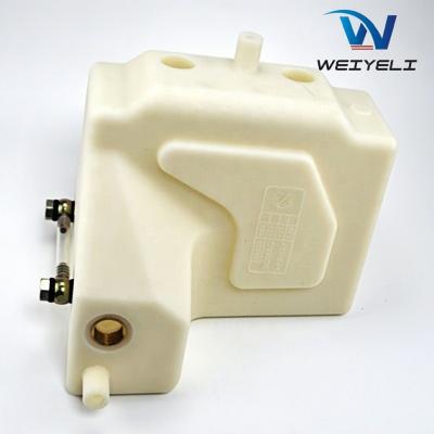 China Bomag Coolant Expansion Tank 06550084 58190395  Loader Radiator Expansion Tank for sale