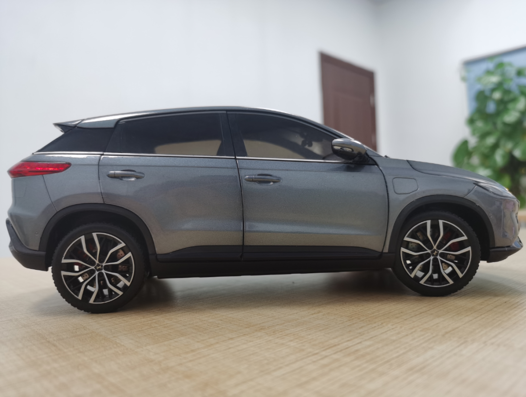 The beauty of the show car model: A car miracle in a miniature world(图2) The beauty of the show car model: A car miracle in a miniature world(图2)