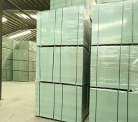 China EUDR E0 CARB P2 FSC HMR MDF Board Density Moisture Resistant Waterproof Green for sale