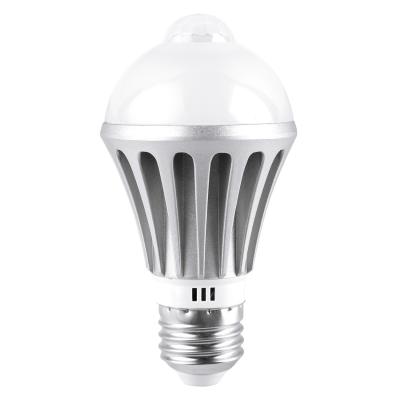 China E27 B22 Motion Sensor Bulb 5W 7W 9W Casting Aluminum Housing PIR Light 85-265V IP54 for sale