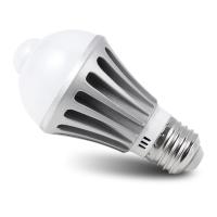 China IP54 PIR Motion Sensor LED Bulb Motion Detector Light Bulb Outdoor for sale