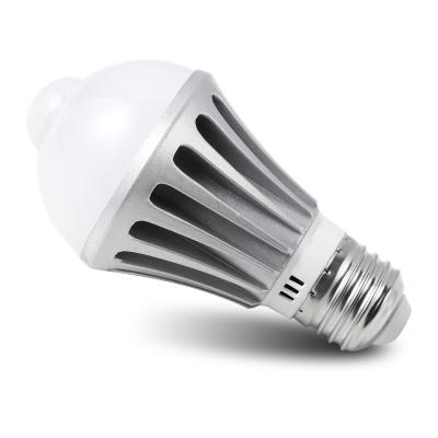 China IP54 PIR Motion Sensor LED Bulb Motion Detector Light Bulb Outdoor for sale