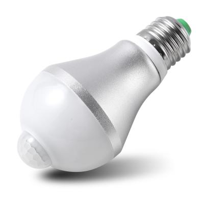 China PIR Sensor Light Bulb E27 5W 7W 9W Motion Activated Automatic On Off AC85-265V for sale