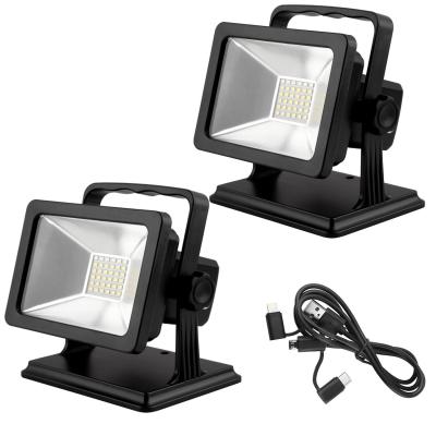 China Waterproof LED Flood Light 15W 30W 4400MA 5200MA IP65 Outdoor 1500LM 180 Degree for sale