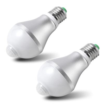 China 9W PIR LED Light Bulb B22 E27 Motion Sensor Light Energy Efficient AC85-265V for sale