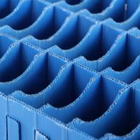 China Plastic Dividers Box PP Hollow Sheet Corrugated Spacer Blade Anti Static Crates for sale