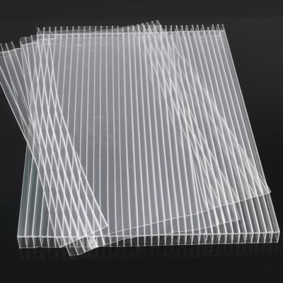 China Chemical Resistant Plastic Corrugated Sheet Lightweight Transparent Ideal for Custom Packaging and Outdoor Signage Boards for sale