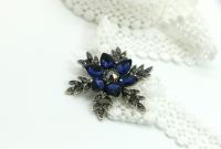 China Leaf Shape Fashion Brooch Pin Sapphire Crystal Inlaid OEM ODM for sale