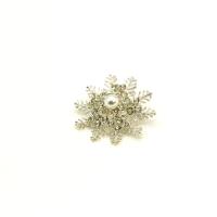 China Silver Snowflake Fashion Brooch Pin Inlaid Pearl Crystal Diamond 4.5cm Size for sale