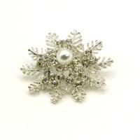 China Silver Snowflake Fashion Brooch Pin Inlaid Pearl Crystal Diamond 4.5cm Size for sale