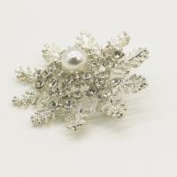 China Silver Snowflake Fashion Brooch Pin Inlaid Pearl Crystal Diamond 4.5cm Size for sale