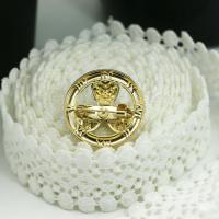 China Circular Fashion Pins And Brooches Golden Alloy Studded Diamond 2.5cm Size for sale