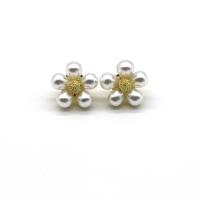 China Gold Mens Diamond Cufflinks Inlaid Pearl 1.5cm×1.5cm Size OEM ODM for sale