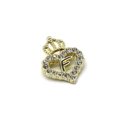 China 2.5×1.7cm Crystal Cufflinks For Mens Hollowed Out Heart Crown Diamond Inlaid for sale