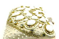 China Diamond Beige Clutch Evening Bag , Women Evening Handbag Inlaid Pearl ODM for sale