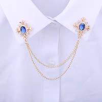 China Retro Diamond Collar Lapel Pin Inlaid Grandmother Green Crystal Alloy Material for sale