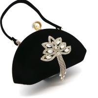 China Dinner Evening Clutch Handbag Red Fluff Fabrics Inlaid Diamond Stream Soviet for sale