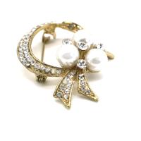 China Round women's bow tie brooch , Pearl And Diamond Brooch for Clothing for sale